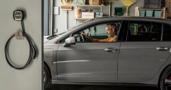 Elektroautos und Photovoltaikanlagen | Svea Solar